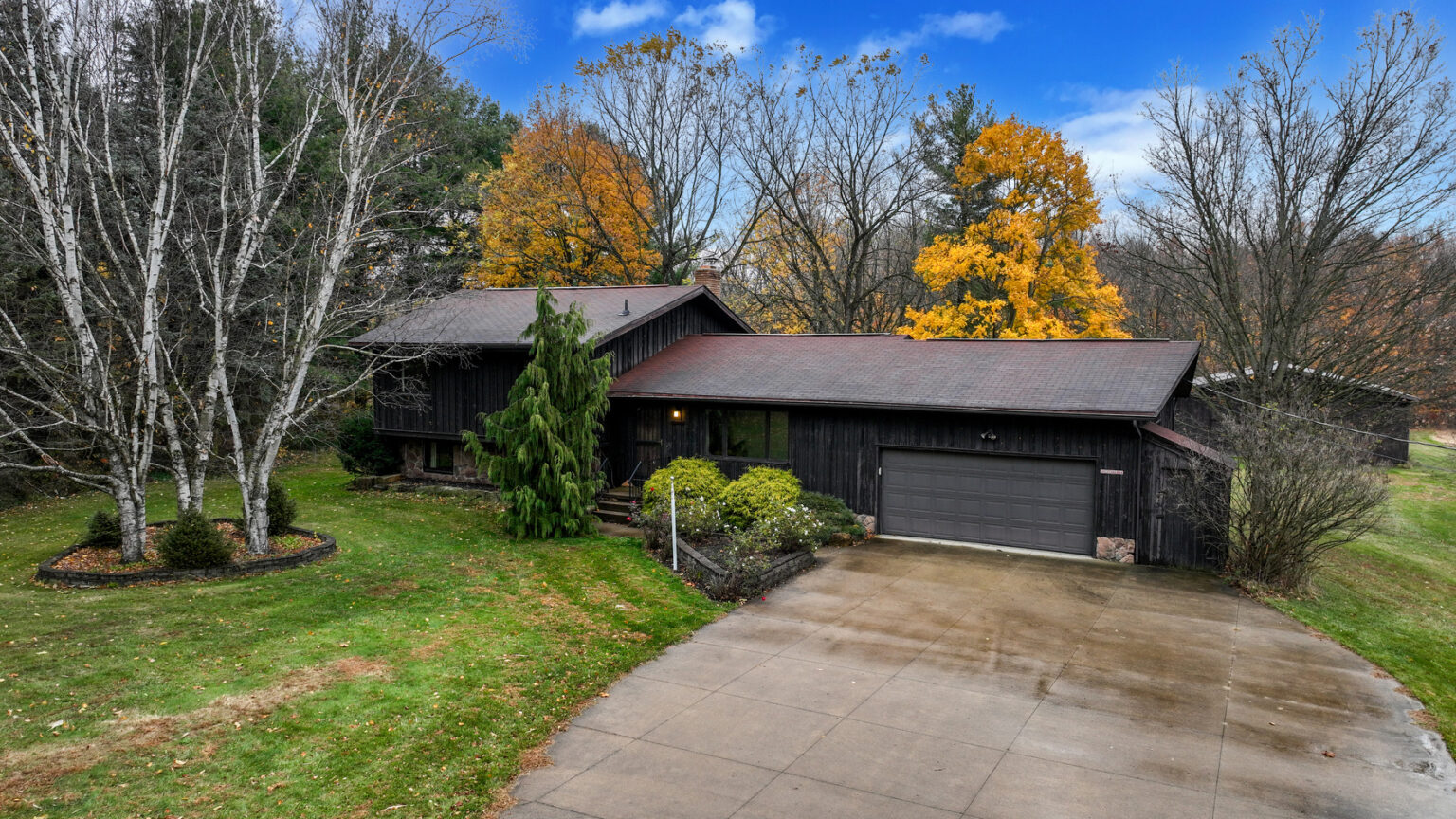 Lee Real Estate Auction – The Emerson Group, LLC